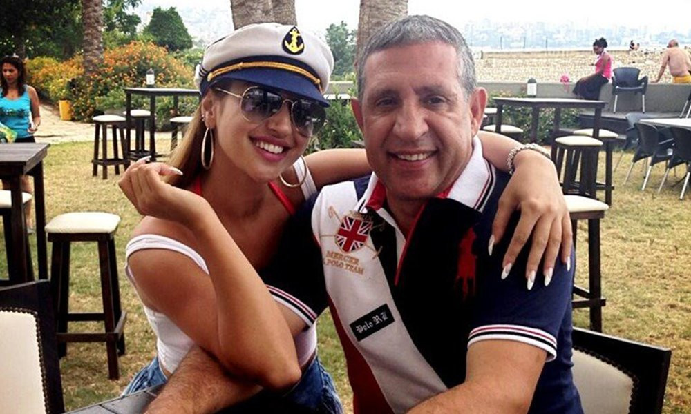 الجمهورية | جيسي عبدو تنعي والدها... "كارثة كسرتلي ظهري وحرقتلي قلبي"!