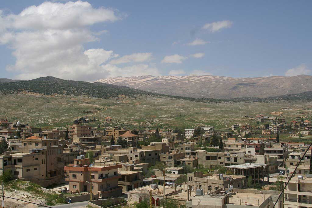 الجمهورية | طلقة أنهت حياتها.. إبنة الـ25 عاماً جثة في سهل بلدة حوش باي