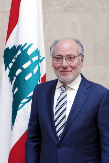 الجمهورية | مذكرة للحلبي بالتعطيل في عيد المعلم