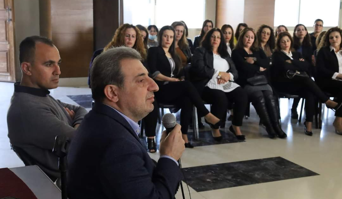 الجمهورية | أبو فاعور: المعركة كبيرة والحرب تكاد تكون كونية على التقدمي