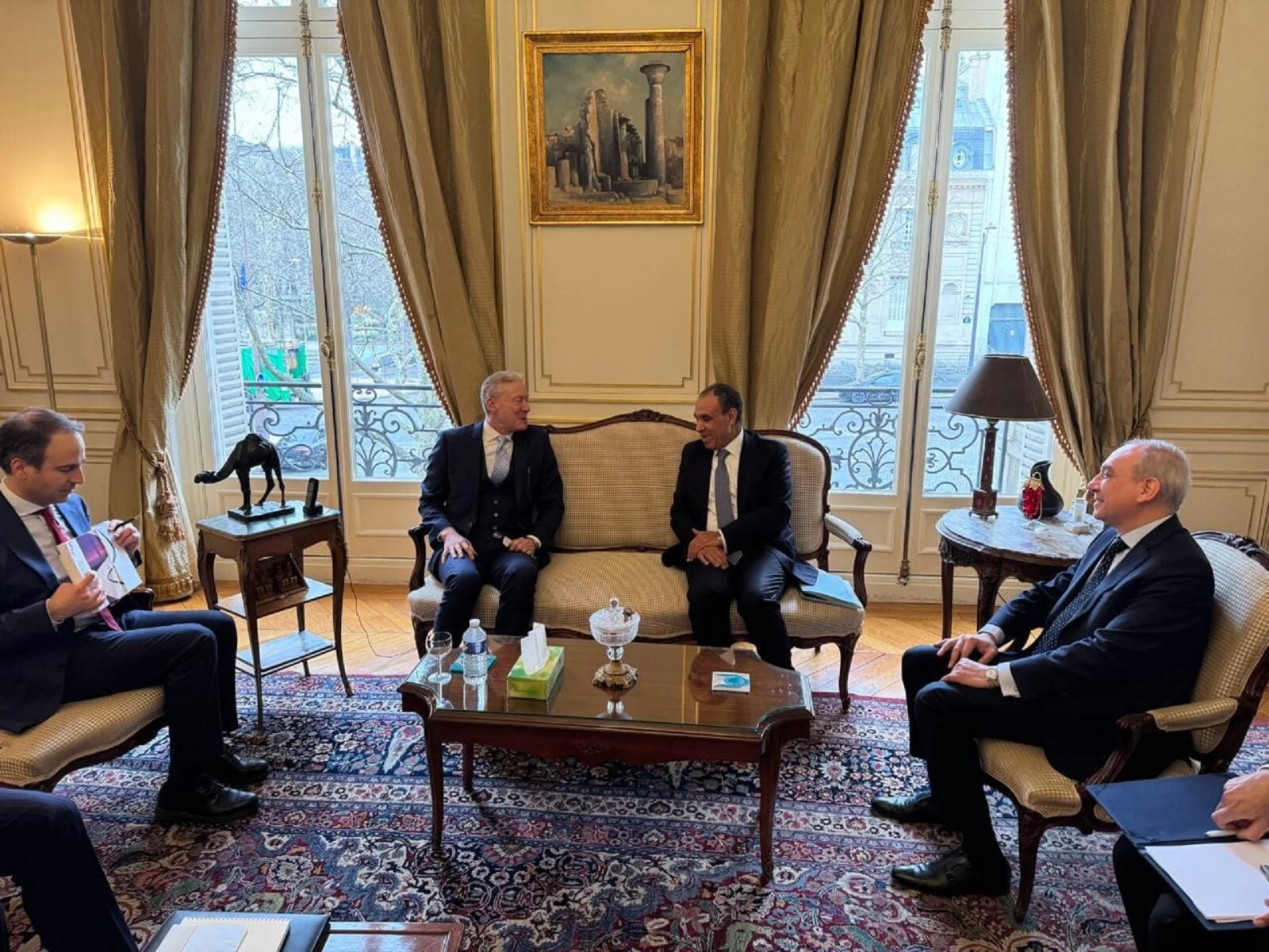 الجمهورية | رجي يلتقي نظيره المصري: حصر السلاح مطلب وطني وشعبي